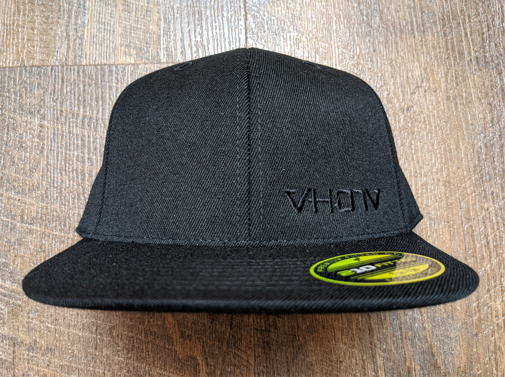 Fitted: Small Logo Hat (Black/Black) – VH07V